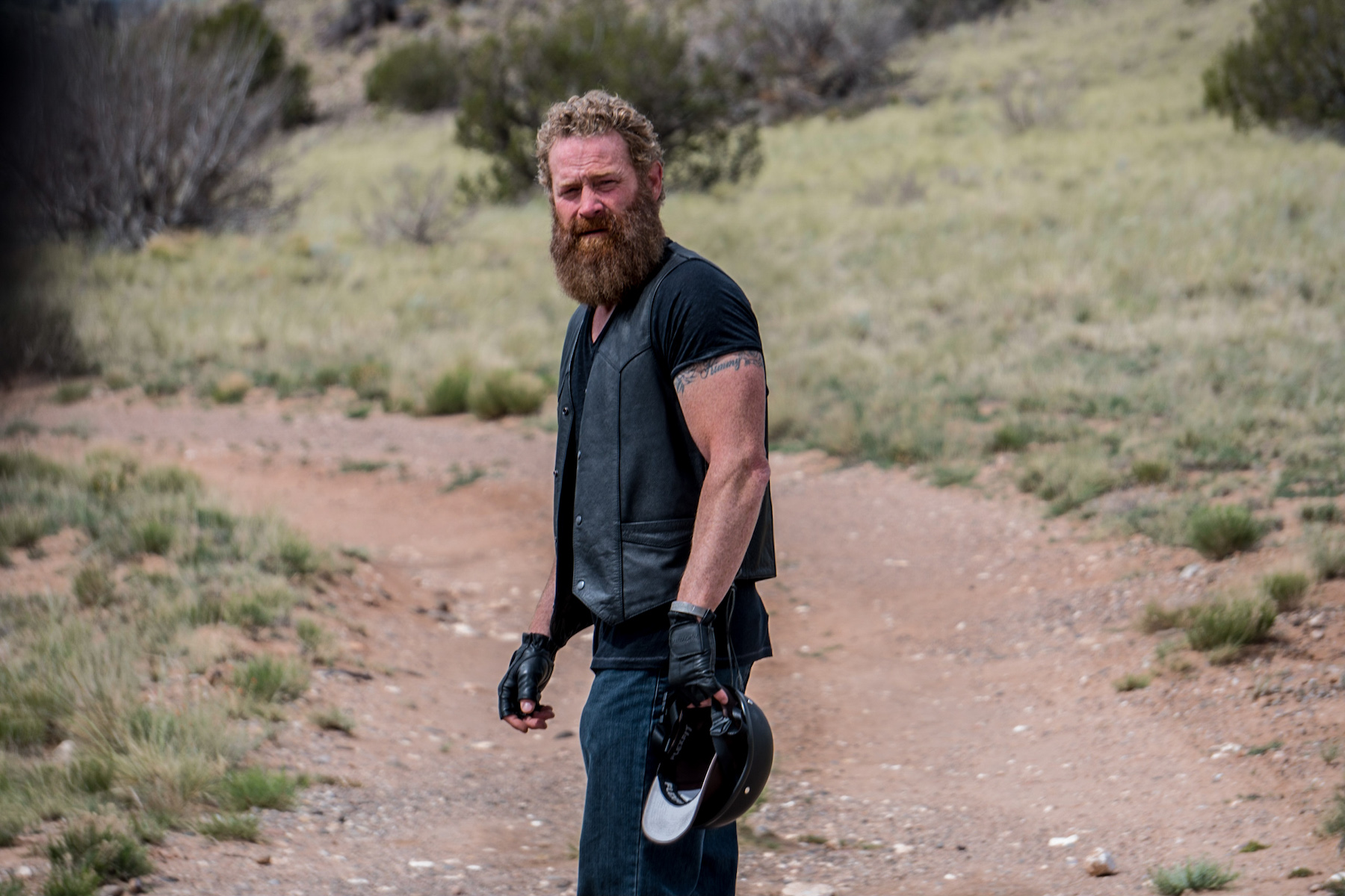 Max Martini Pays Tribute to (and Raises Cash for) the Veteran Community ...