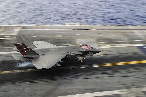 F-35's New Landing Technology May Simplify Carrier Operations ...