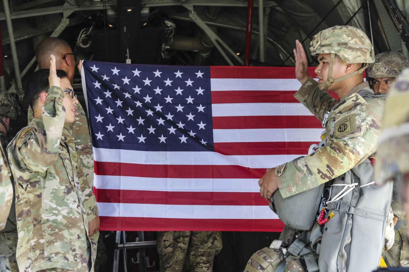 Army Temporarily Suspends Reenlistment Bonuses for Soldiers After ...